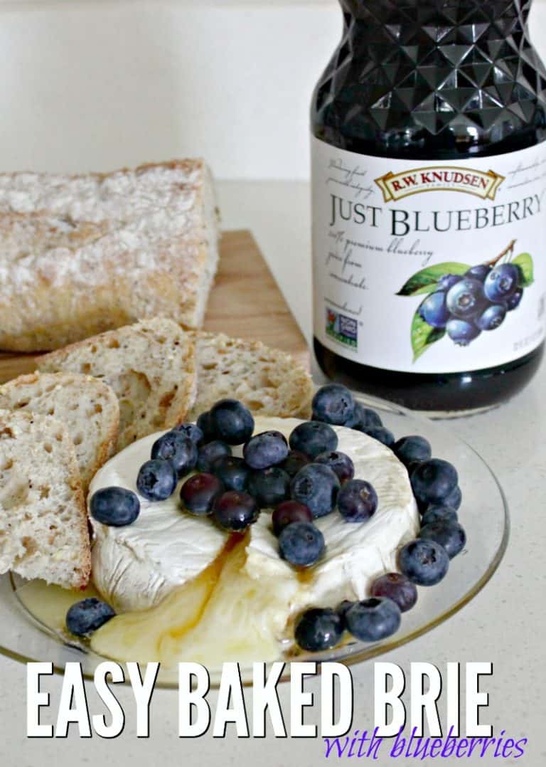 Baked Brie With Blueberries and Honey Recipe • Confessions of an ...